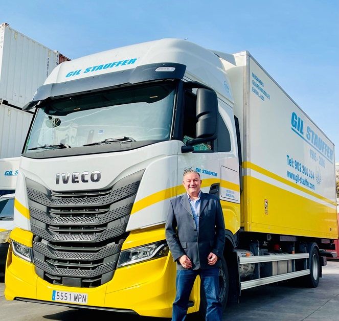 Barry Gilbert joins Gil Stauffer