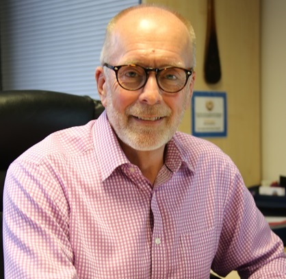 Ian Studd receives Honorary Life Membership from BAR